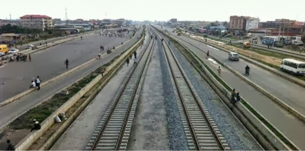 FG: Why Rail Project To Niger Republic Is Necessary - JimiDisuDotCom